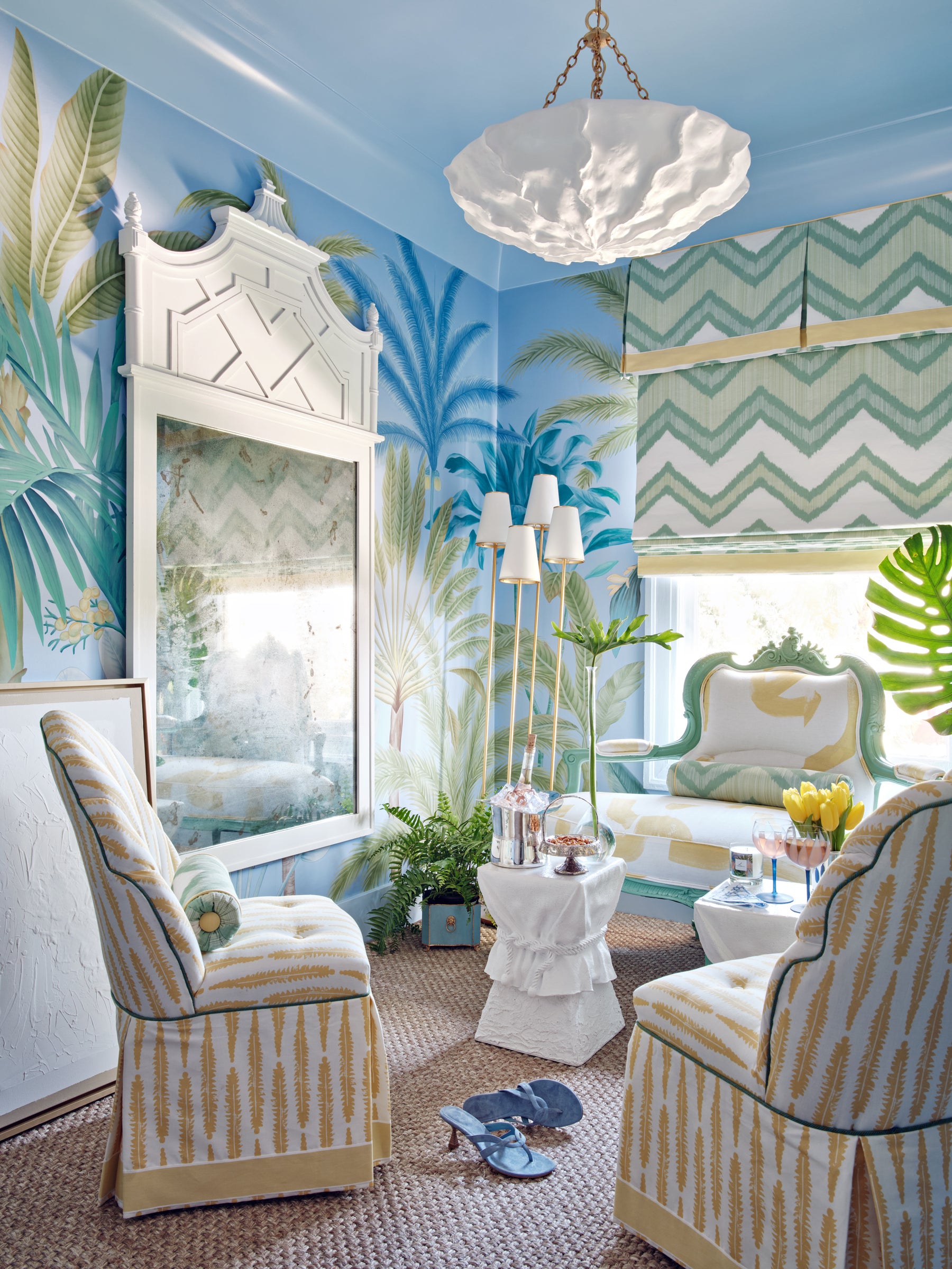 Fronds Custom – Hand-Painted Wallpaper by Aqualille